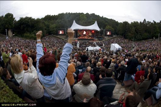Concert in Berlin (Germany) | CelineDionWeb.com
